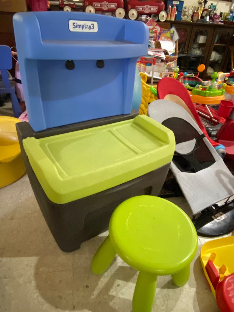 Simplay3 table and storage, Babies & Kids, Infant Playtime on Carousell
