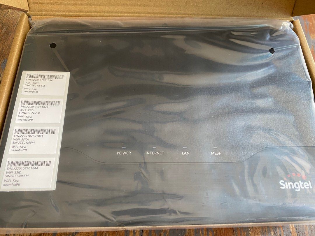 Singtel Mesh Router, Computers & Tech, Parts & Accessories, Networking ...