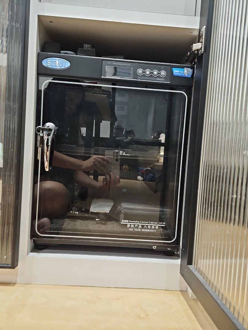 Sirui humidity control cabinet HC50, Photography, Photography ...