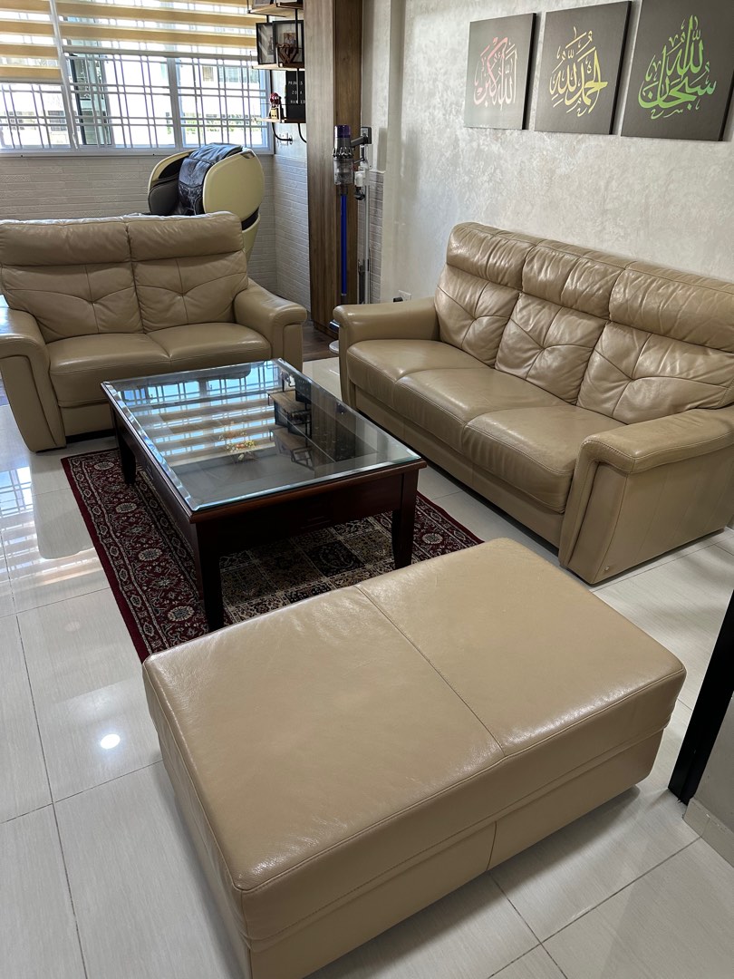 Sofaa set, Furniture & Home Living, Furniture, Sofas on Carousell