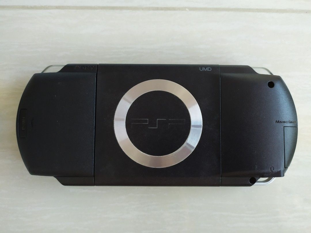 Sony PlayStation Portable PSP-1006, Video Gaming, Video Game Consoles ...
