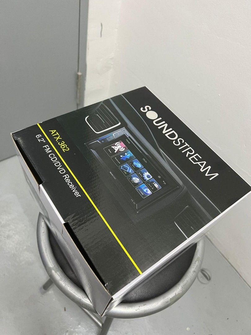 Soundstream head unit, Car Accessories, Accessories on Carousell