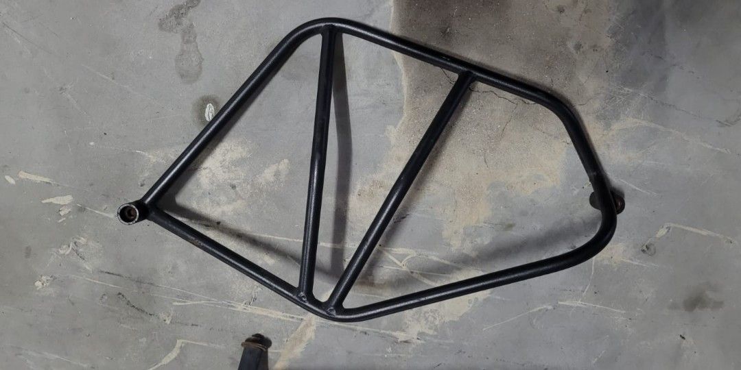 Suzuki Drz 400 racks, Motorcycles, Motorcycle Accessories on Carousell