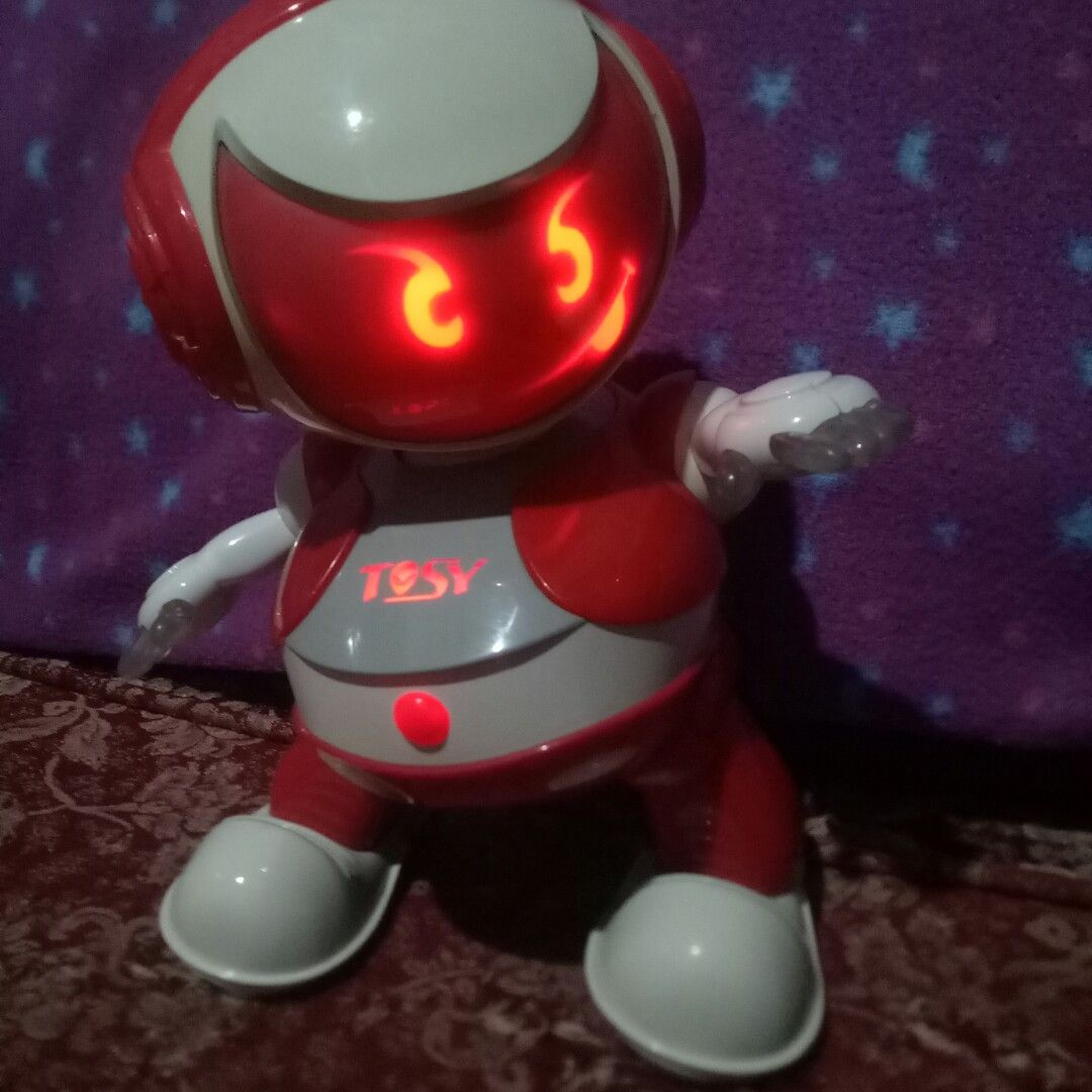 TOSY ROBOT INTERACTIVE on Carousell