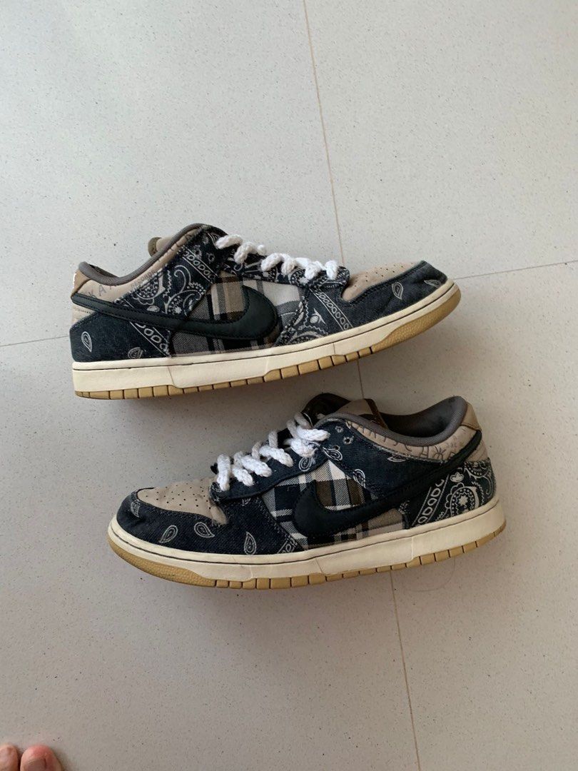 Travis Scott Nike SB dunk Low, Men's Fashion, Footwear, Sneakers on ...