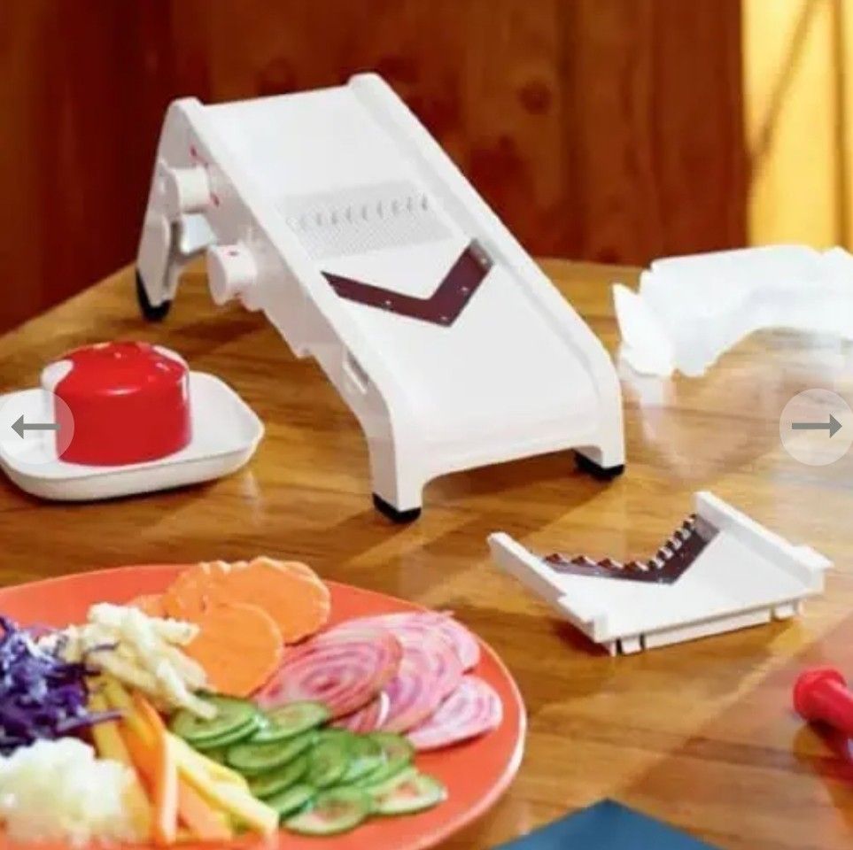 Tupperware mandoline, Furniture & Home Living, Kitchenware & Tableware ...