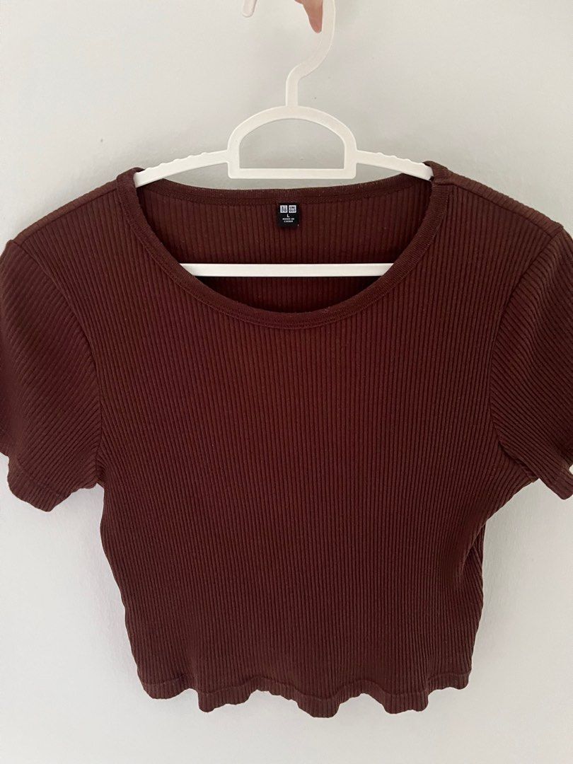 Uniqlo Crop top, Women's Fashion, Tops, Shirts on Carousell