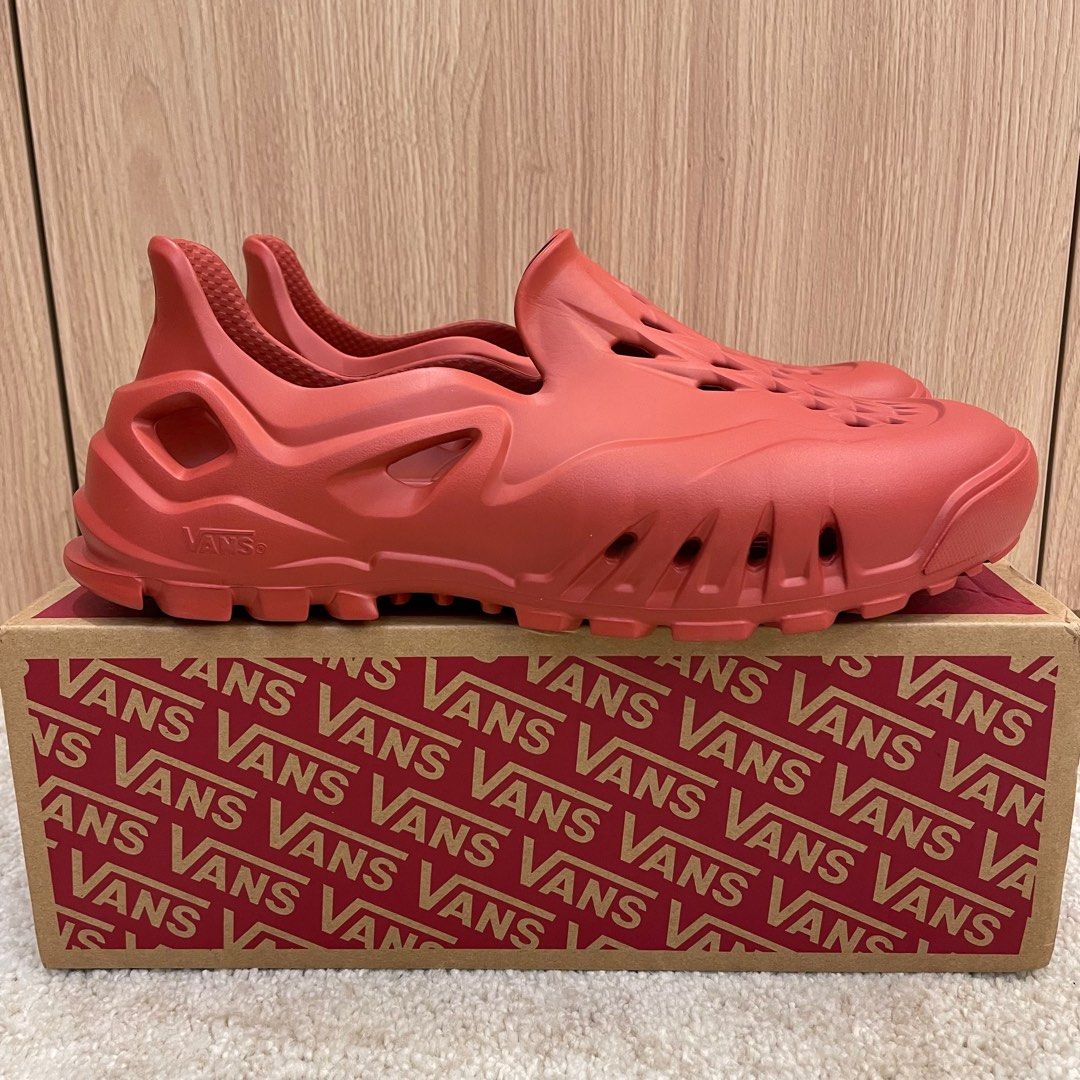 VANS AMZN PACU, Men's Fashion, Footwear, Sneakers on Carousell