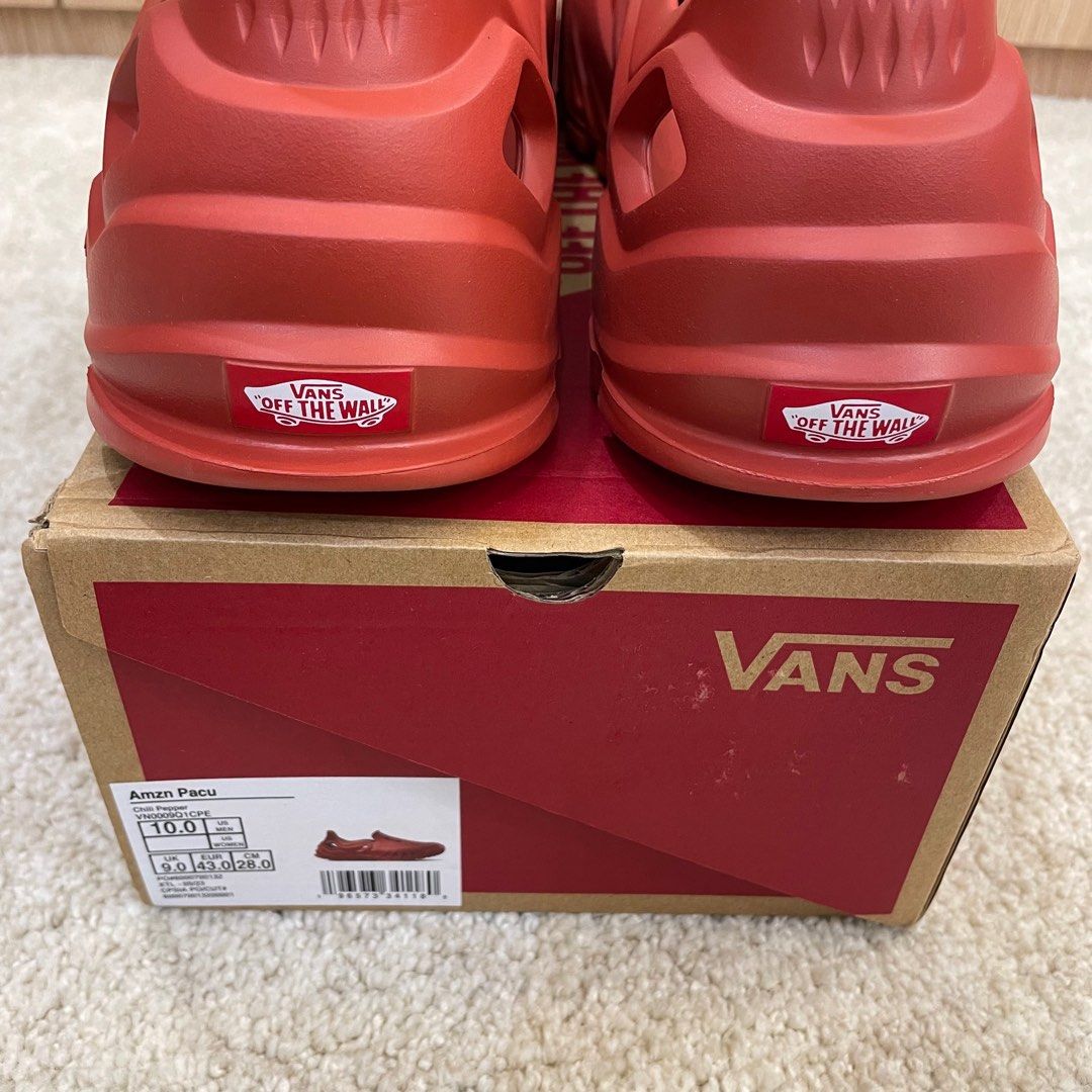 VANS AMZN PACU, Men's Fashion, Footwear, Sneakers on Carousell