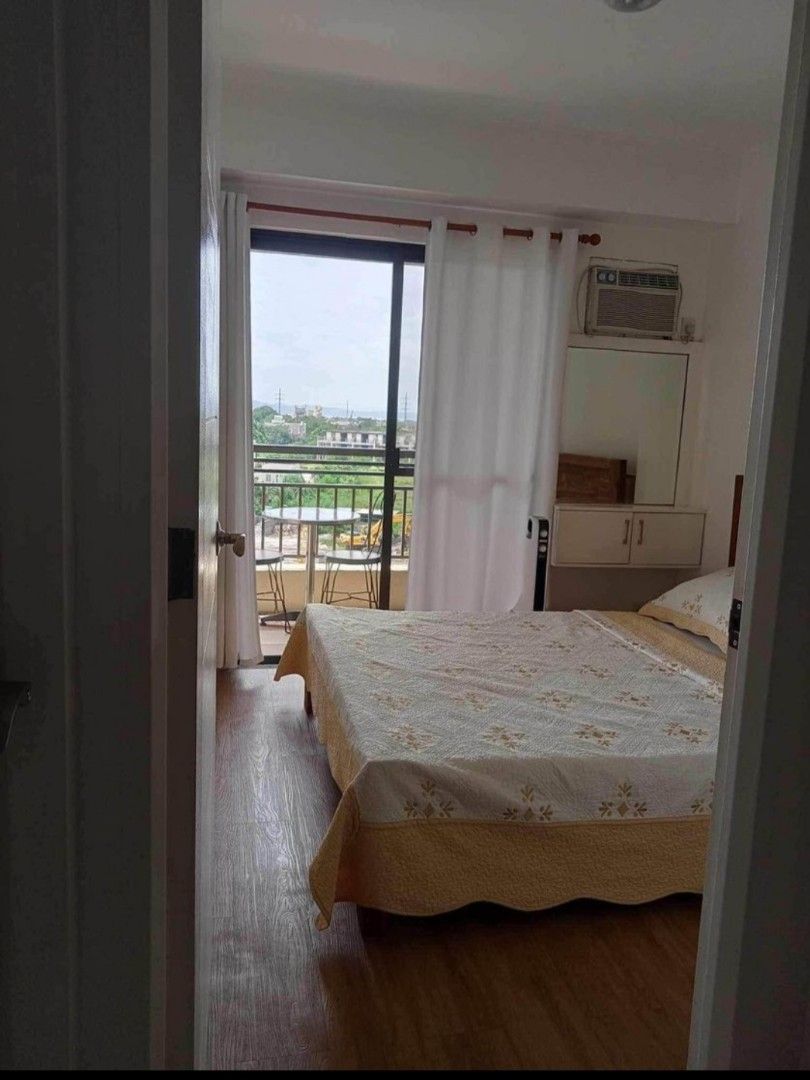 Verawood Residences 2BR with Parking Acacia Estates Taguig near BGC ...