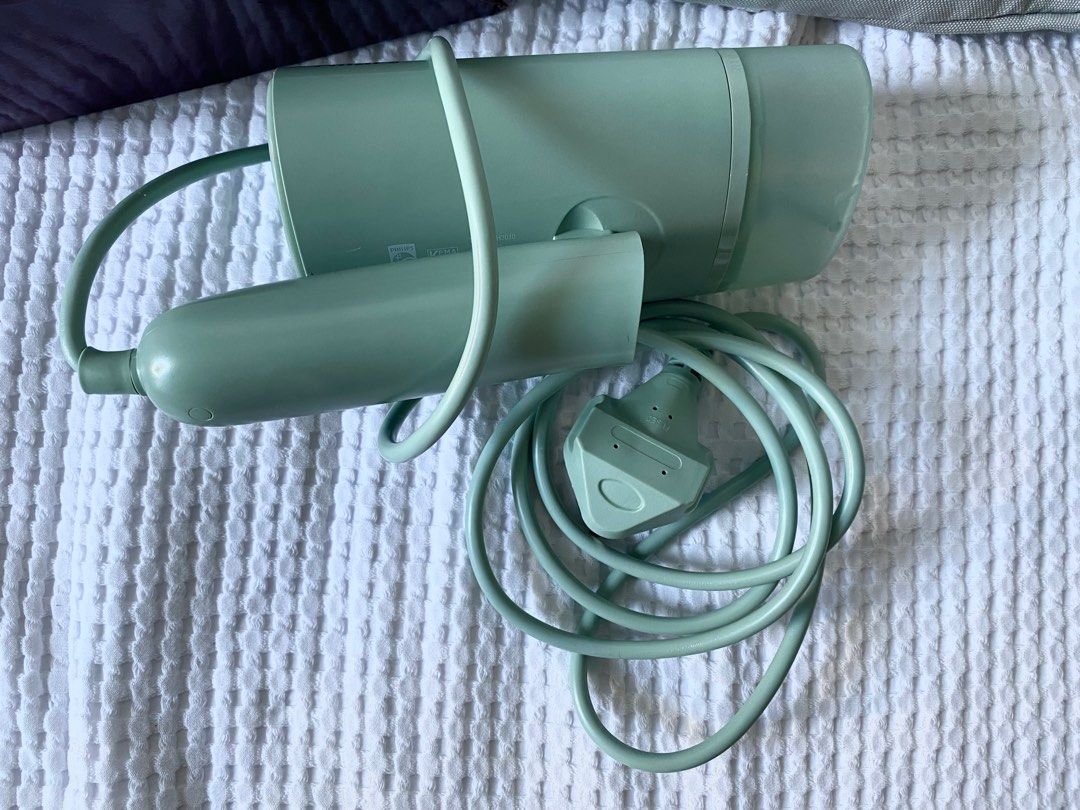 Vertical iron steamer, TV & Home Appliances, Irons & Steamers on Carousell