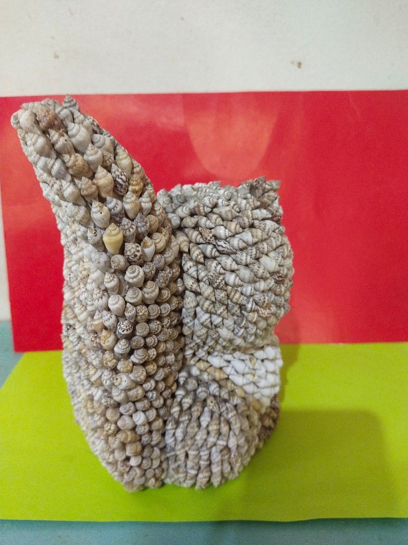 vintage "Display CAT made out of little Sea Shells"/Wonderfully cute in ...