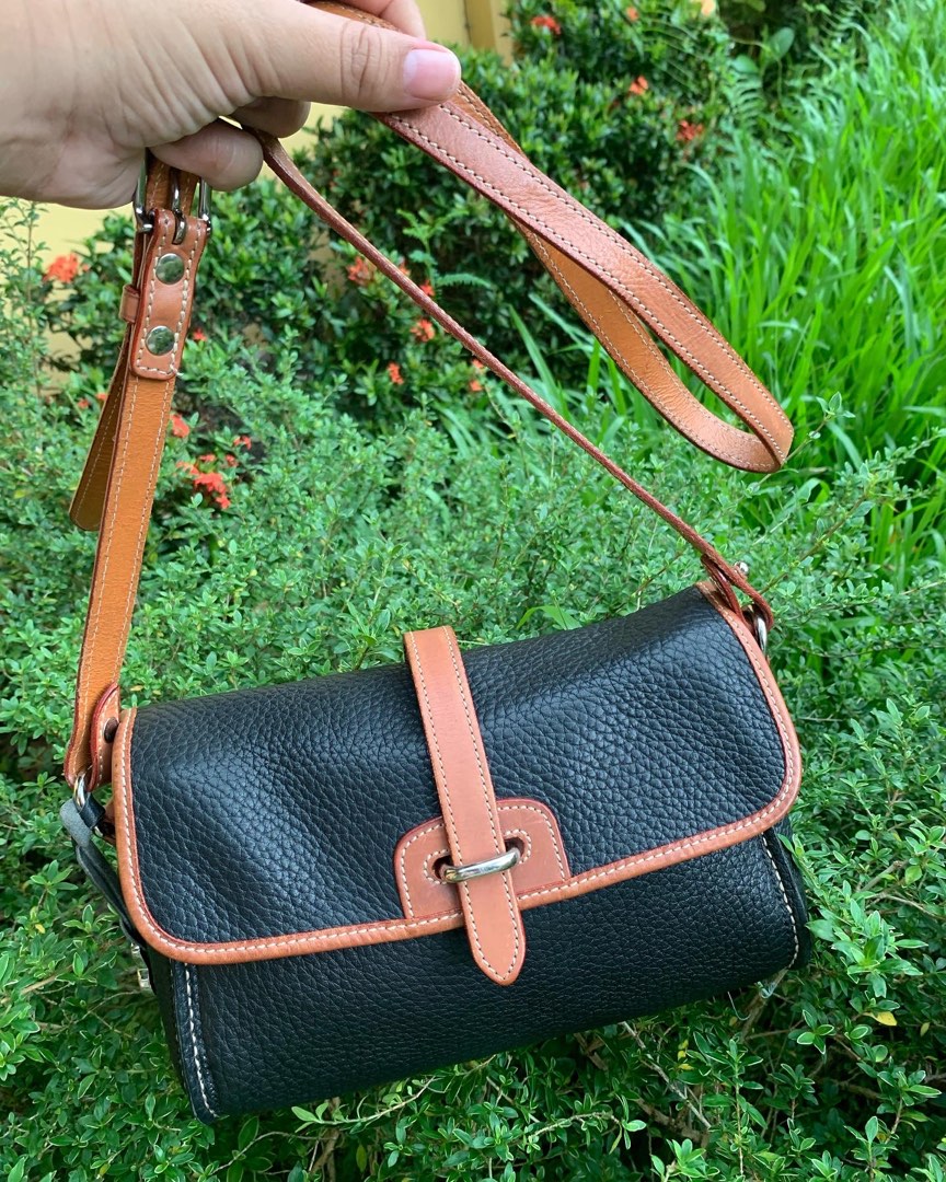 Vintage Dooney and Bourke Crossbody on Carousell Vintage Dooney and Bourke Crossbody on Carousell