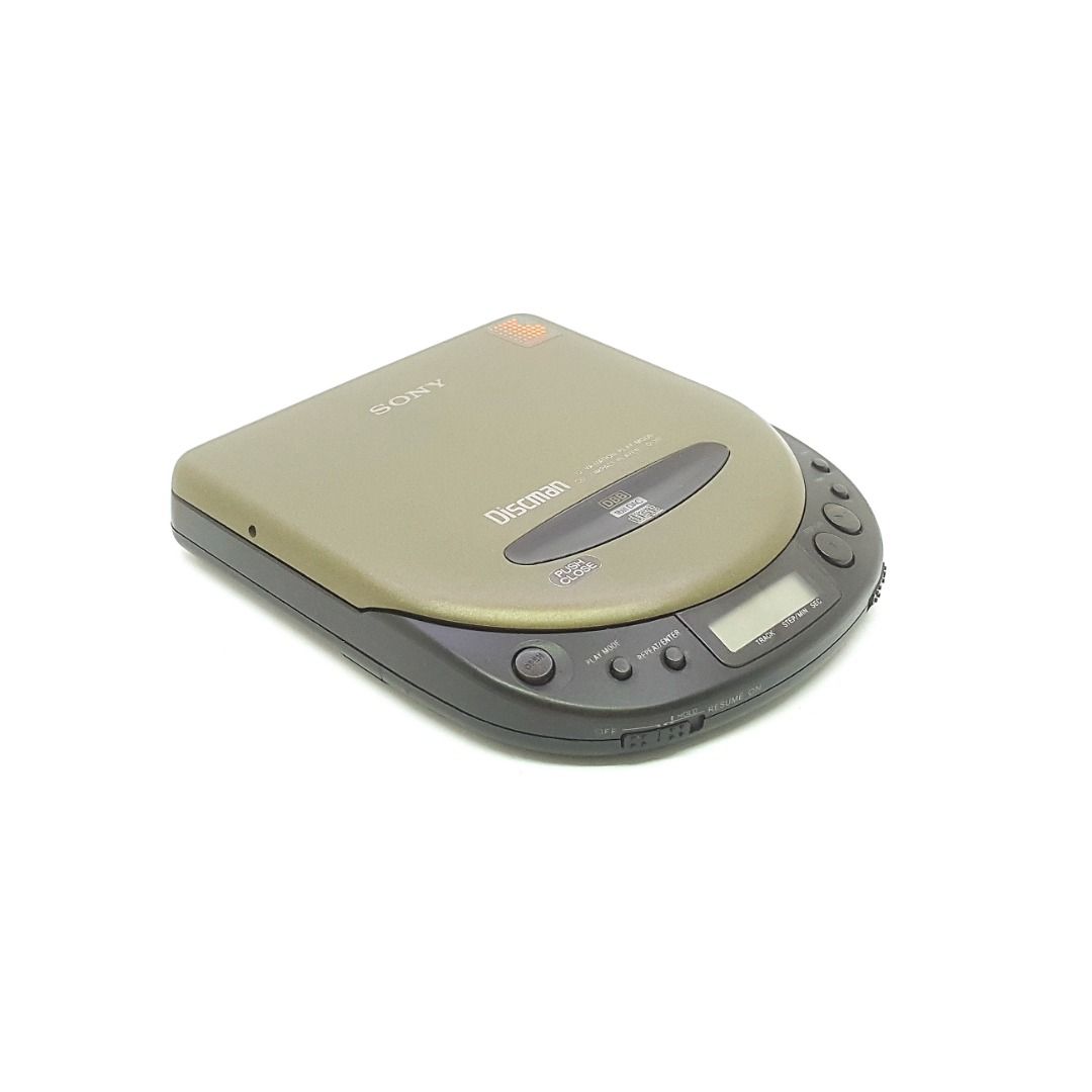 Vintage Sony Discman/Walkman D-111 Portable CD Player in Excellent ...