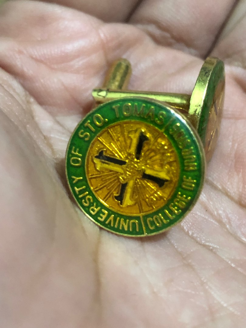 Vintage UST university of sto thomas cufflinks on Carousell