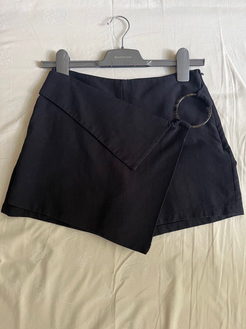Zara Black Skorts, Women's Fashion, Bottoms, Shorts on Carousell