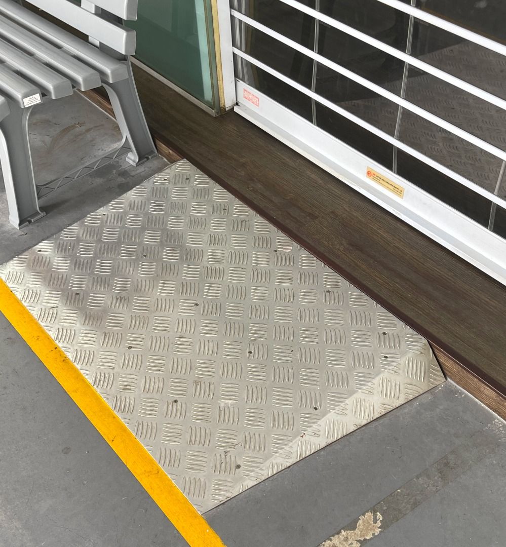 Aluminum Chequered Plate wheelchair slope Ramp made to order, Home ...