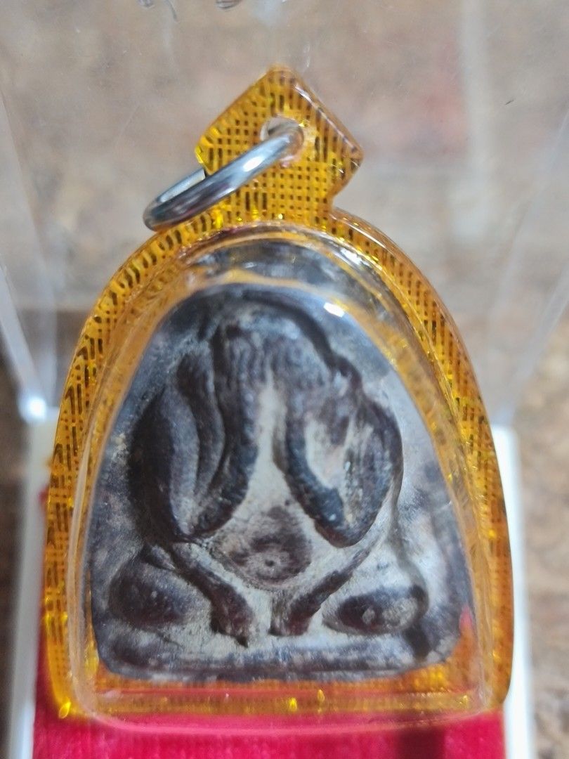 Amulet Encasing Services, Hobbies & Toys, Memorabilia & Collectibles ...