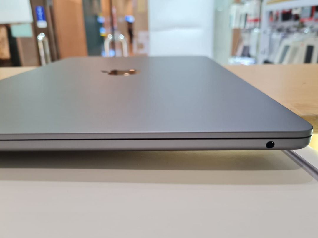 Apple Macbook Air M2 15 inch 512GB 2023 A2941 Brand New, Computers ...