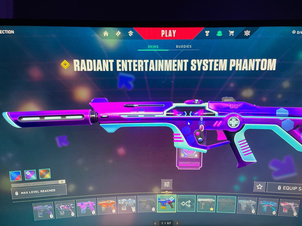 Arcade phantom, glitchpop dagger, reaver vandal valorant account, Video ...