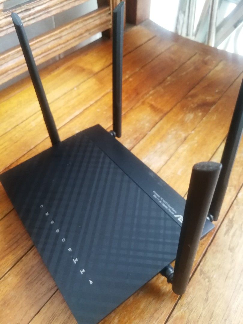 Asus wireless router AC-1200 Dual Band, Computers & Tech, Parts ...