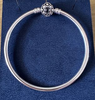 Authentic Pandora Aladdin Bangle, Women's Fashion, Jewelry & Organisers ...