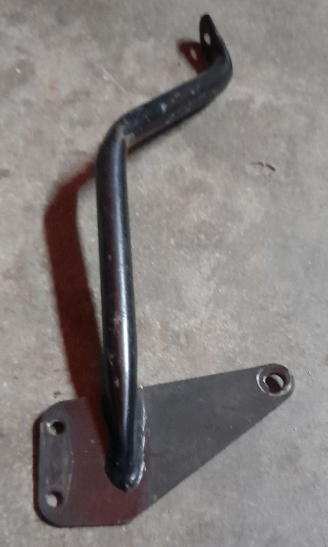 BESI PENYANGKUT HELMET PENARIK BILA NK DABEL STAND SUZUKI TXR 150 GAMMA ...