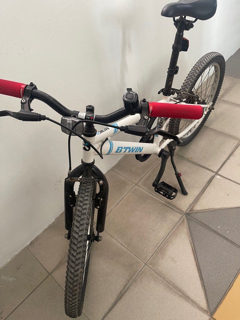BTWin Decathlon Kids bike, Sports Equipment, Bicycles & Parts, Bicycles on Carousell