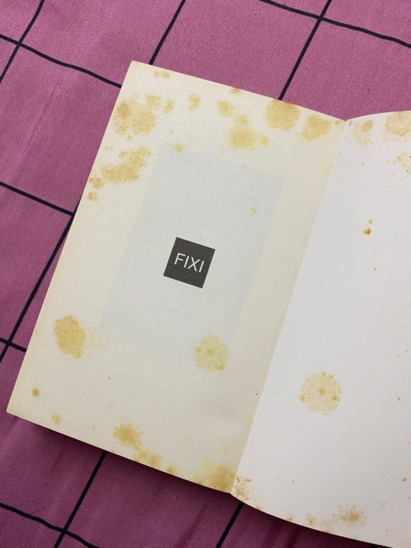 Buku Fixi: Kelabu, Nadia Khan, Hobbies & Toys, Books & Magazines ...