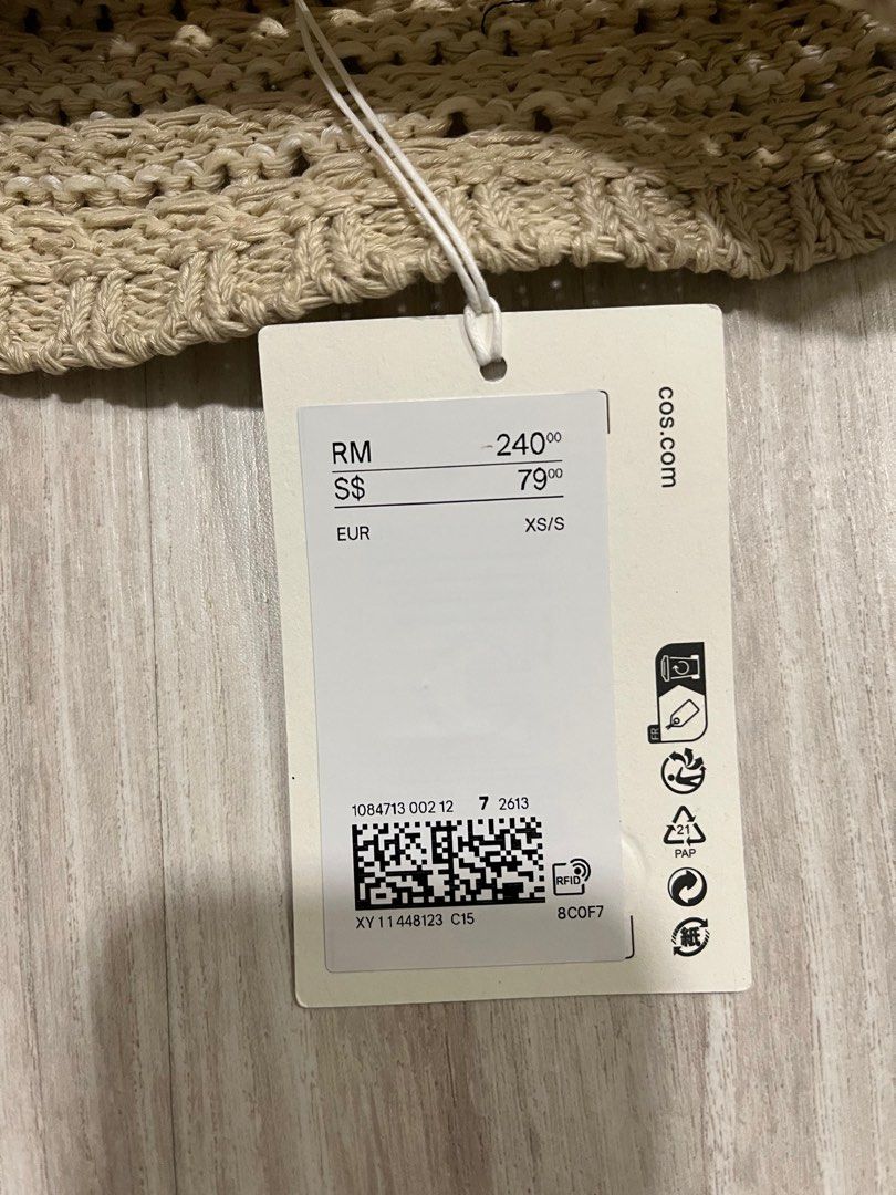 COS Crochet Bucket Hat, Women's Fashion, Watches & Accessories, Hats ...