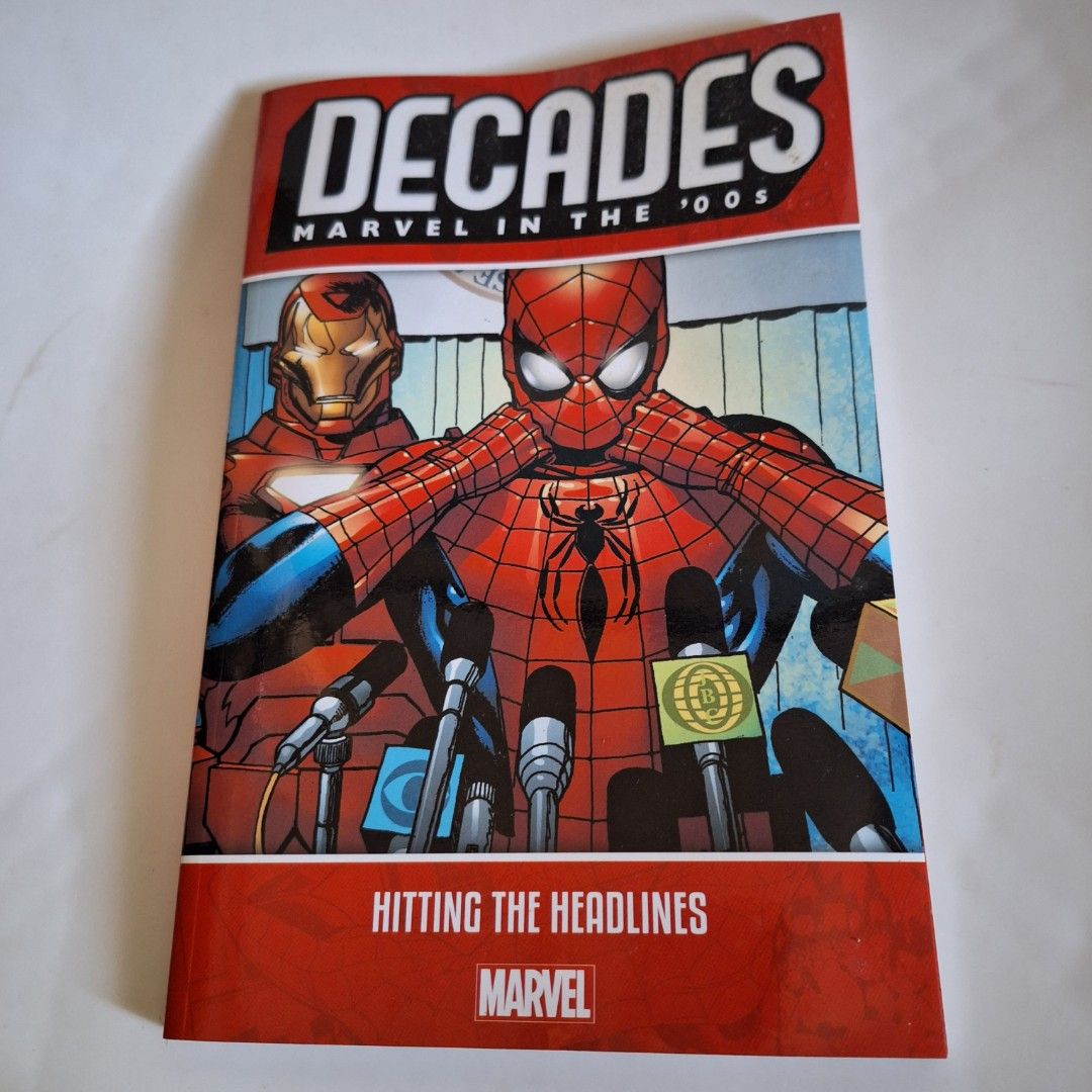 Decades Marvel in the '00s comic book, Hobbies & Toys, Books ...