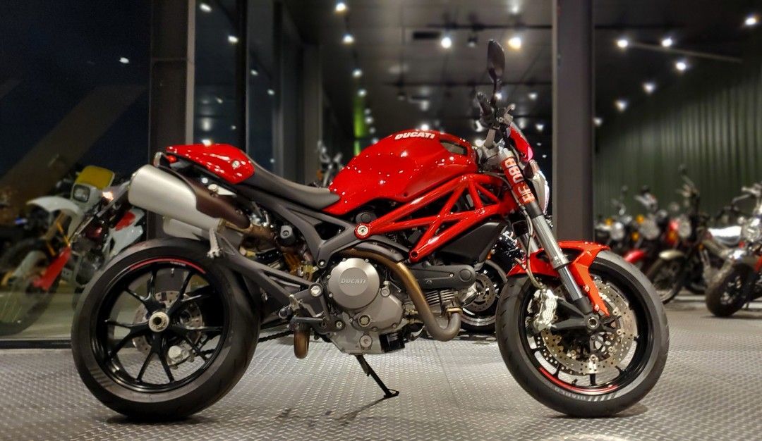 Ducati Monster 796 碩文 低里程 雙出尾管 單搖 絕版, 機車, 重機在旋轉拍賣