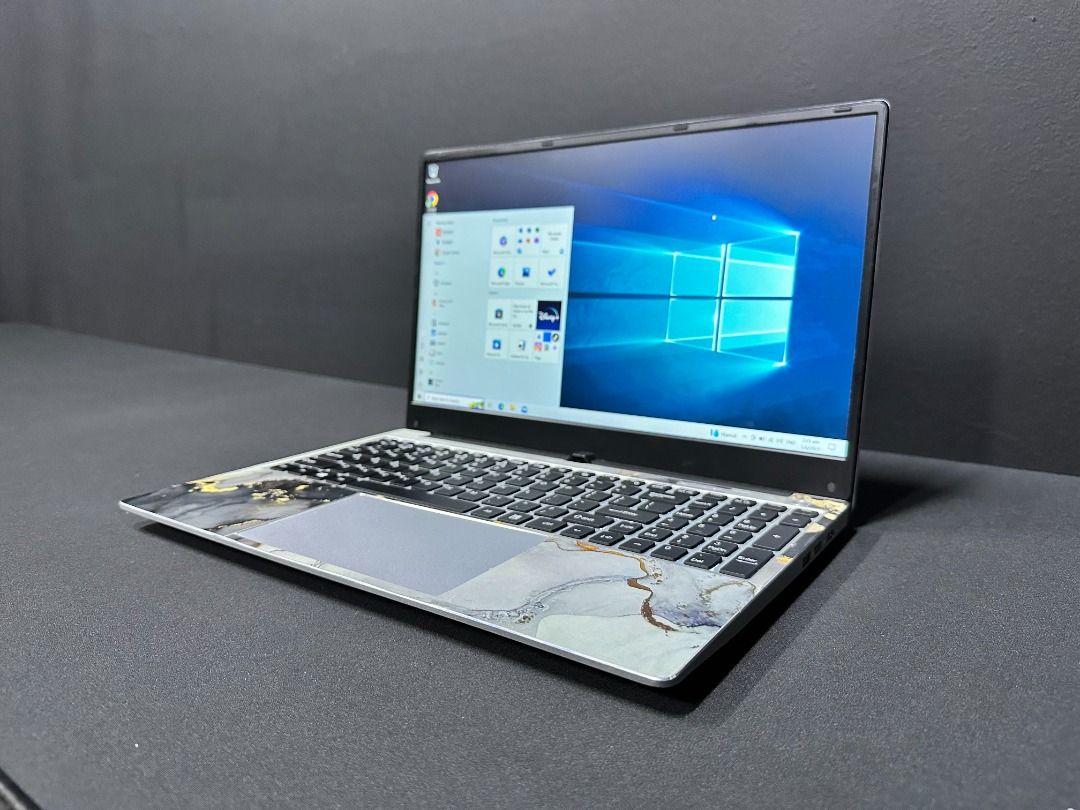 Fast Speed High Specs i7 Slim & Lightweight 15" Laptop + SSD + 16GB Ram ...