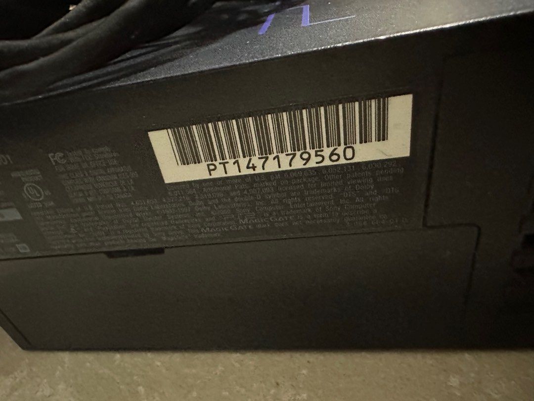 (Faulty disk reader) PS2 with one controller and games, Video Gaming ...