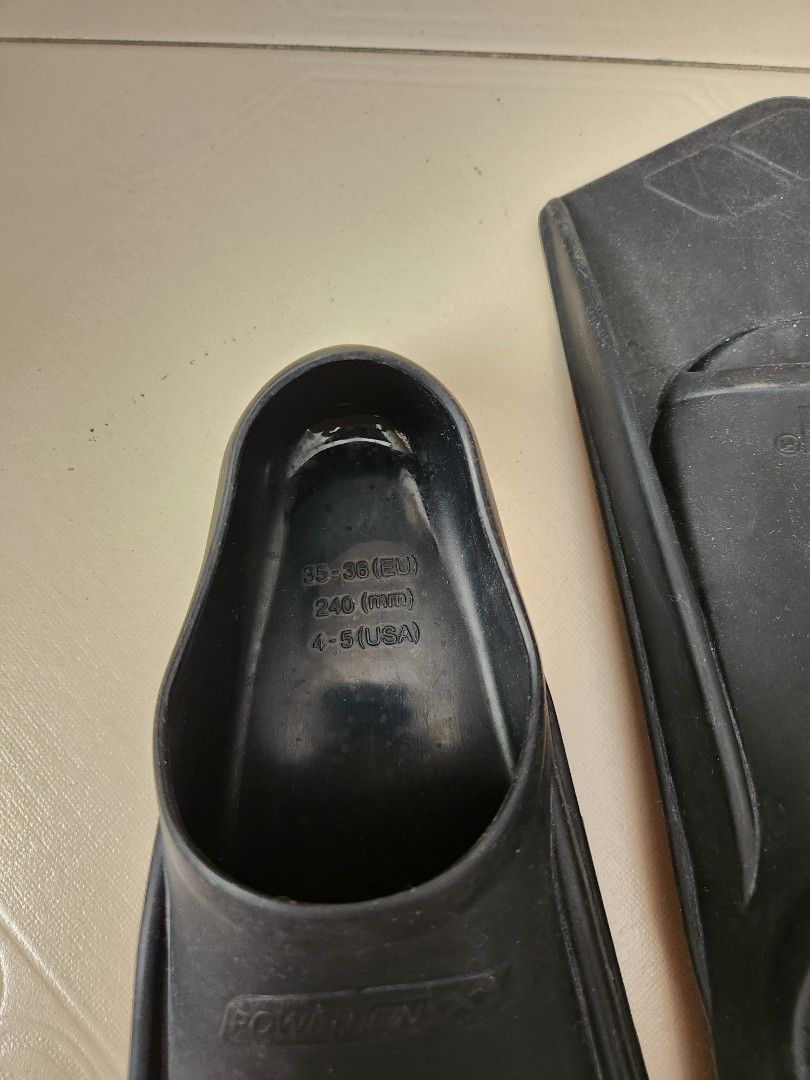 Fin flipper Arena, Sports Equipment, Sports & Games, Water Sports on ...