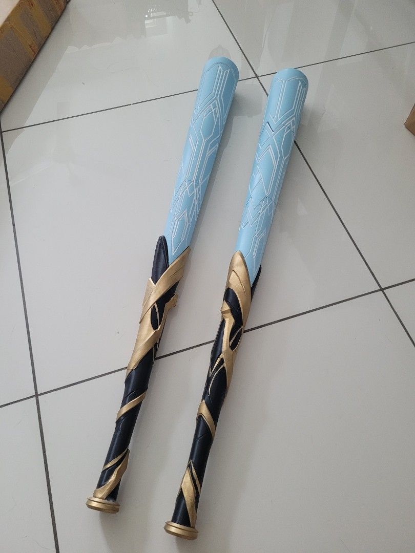 [FOR RENT] Honkai Star Rail - Trailblazer bat cosplay prop, Hobbies ...