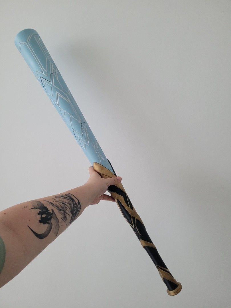 [FOR RENT] Honkai Star Rail - Trailblazer bat cosplay prop, Hobbies ...