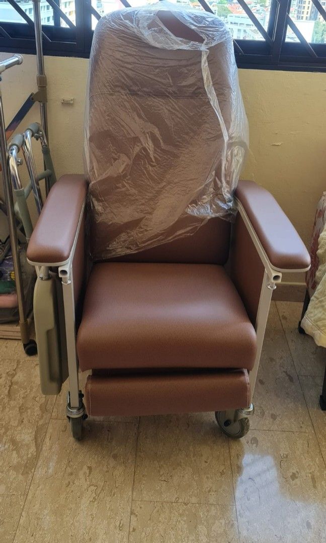 Geriatric Chair, Furniture & Home Living, Furniture, Chairs on Carousell