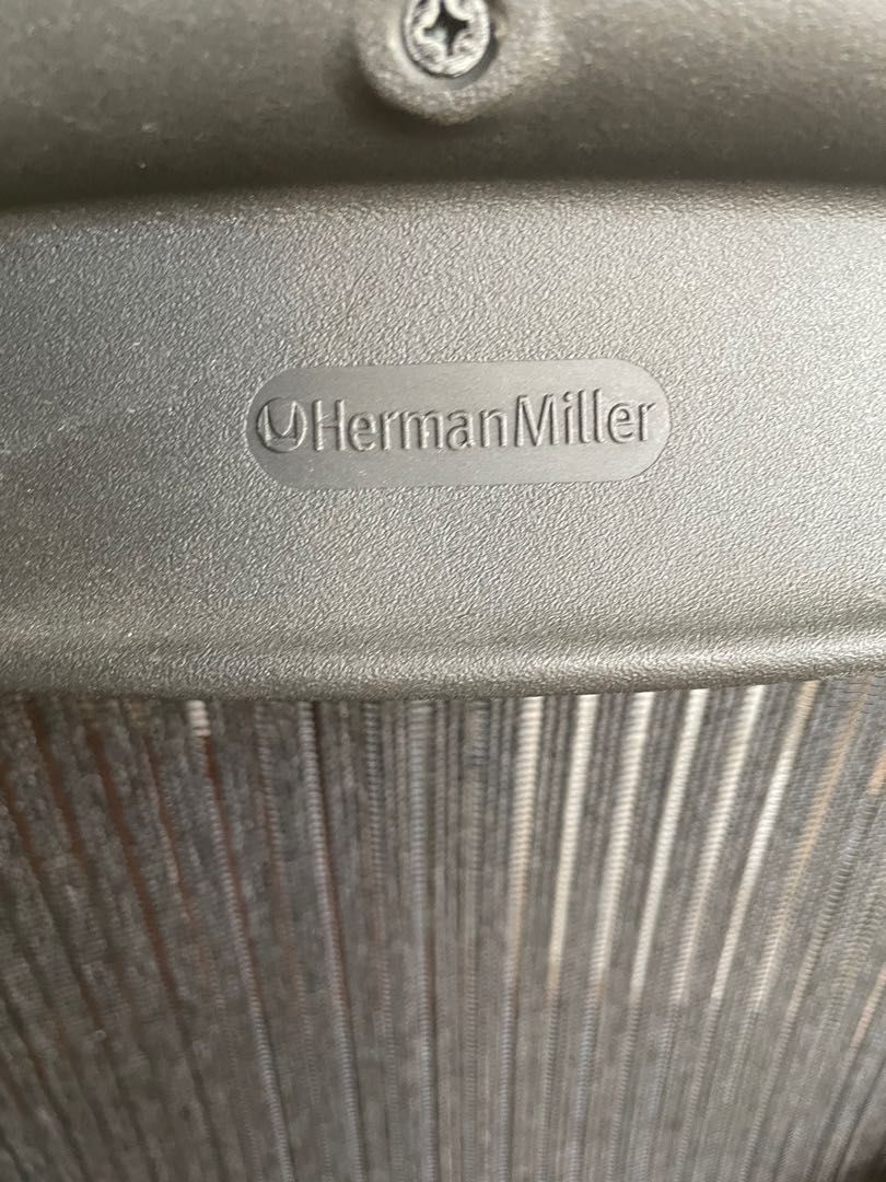 Herman Miller Aeron Chair, Furniture & Home Living, Furniture, Chairs ...