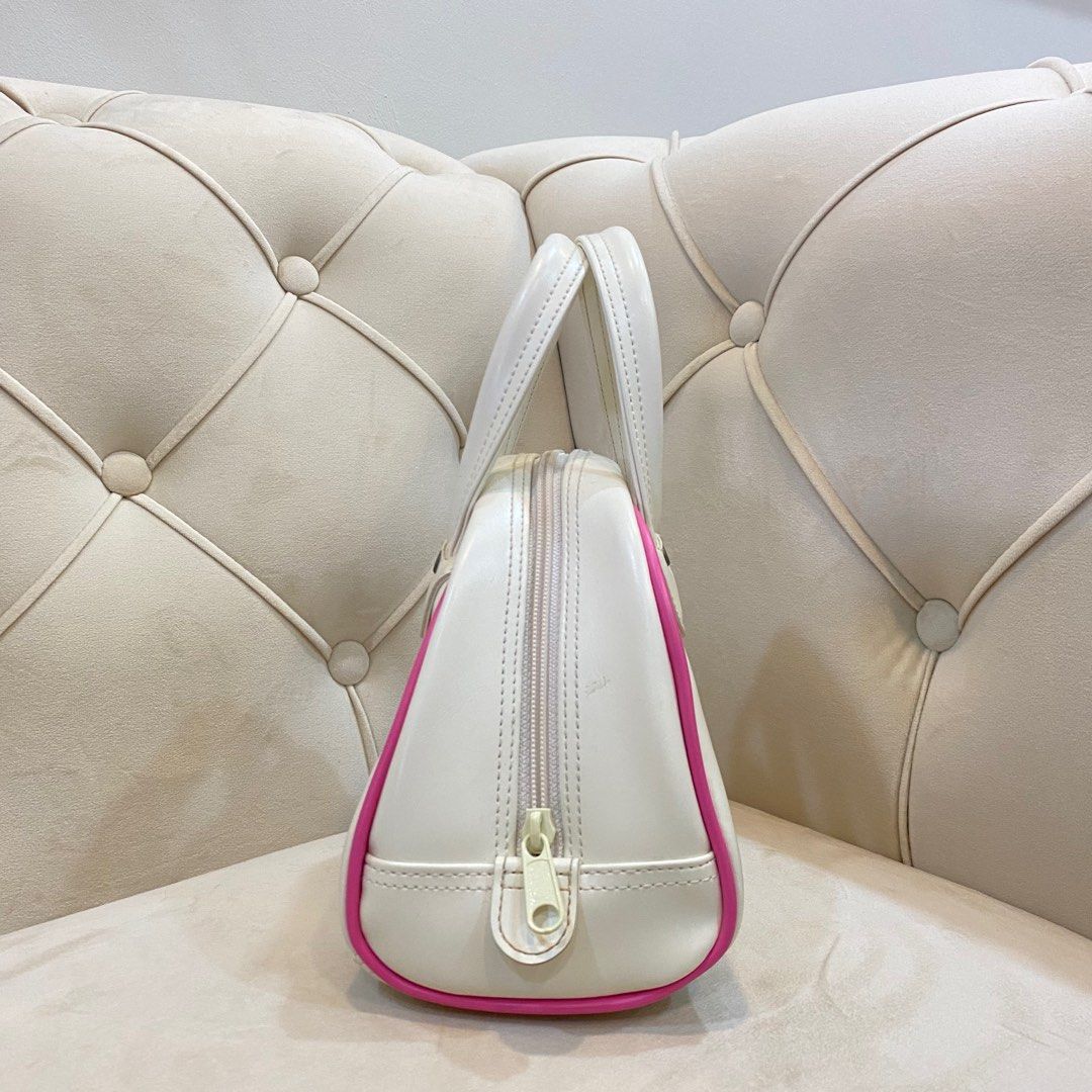 Keith Haring Uniqlo Handbag, Women's Fashion, Bags & Wallets, Shoulder ...