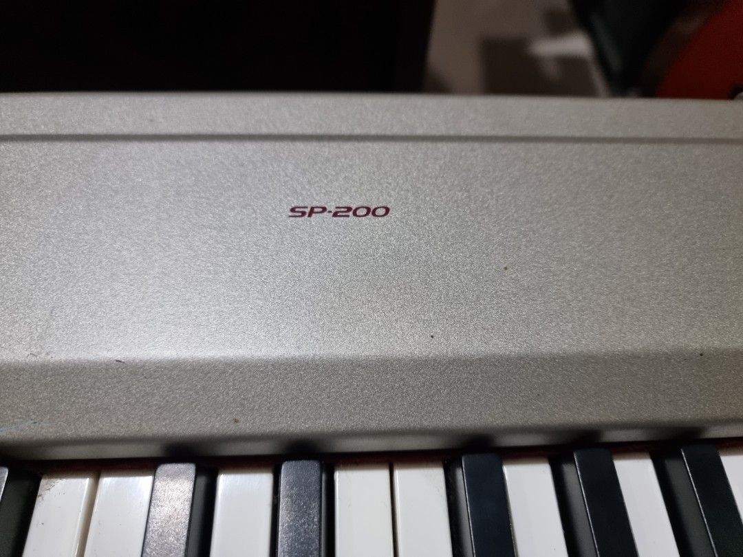Korg sp200 digital piano, Hobbies & Toys, Music & Media, Musical ...