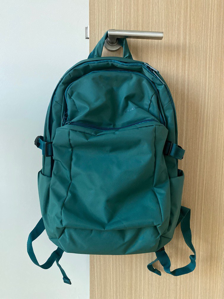 Laptop Backpack Tucano, Men's Fashion, Bags, Backpacks on Carousell