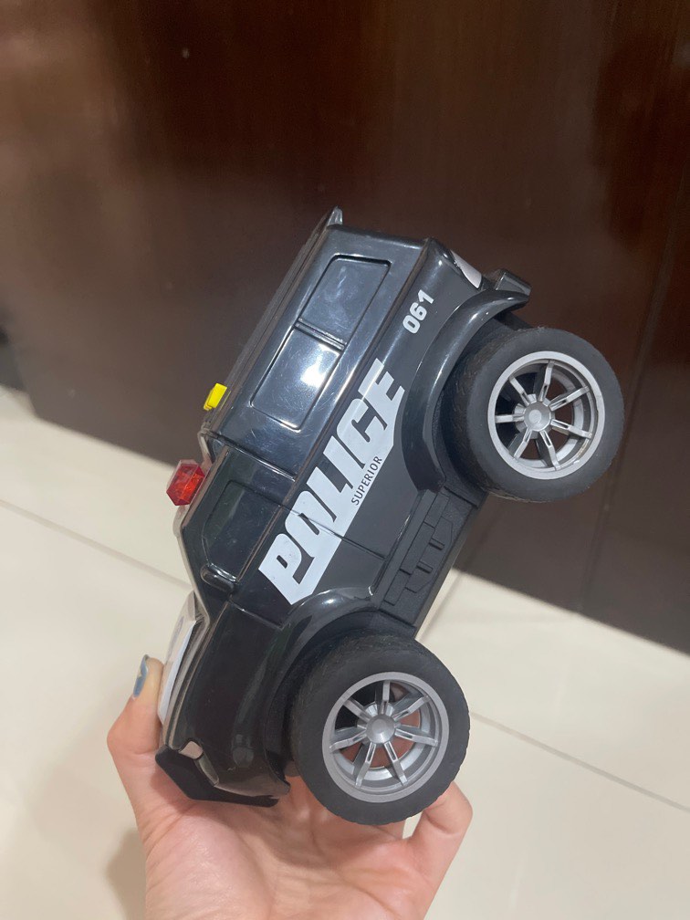 Mobil police, Bayi & Anak, Mainan & Baby Walker di Carousell