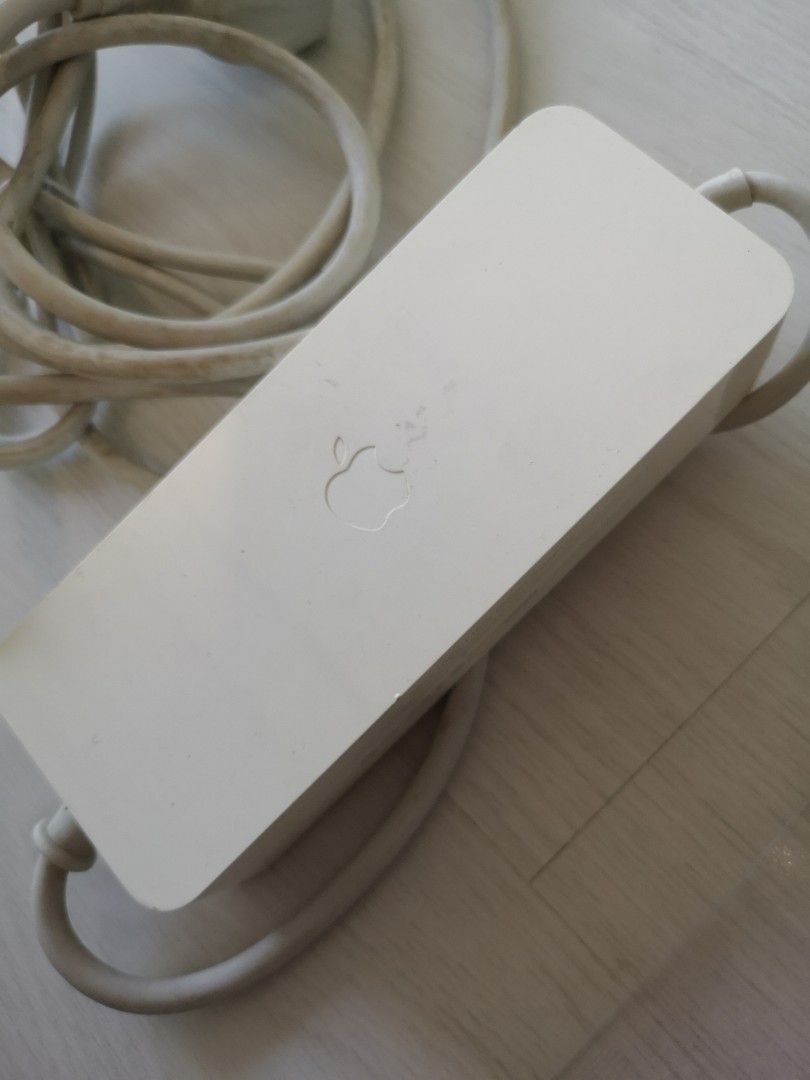 Old Mac Mini, 1st few generations, Computers & Tech, Desktops on Carousell