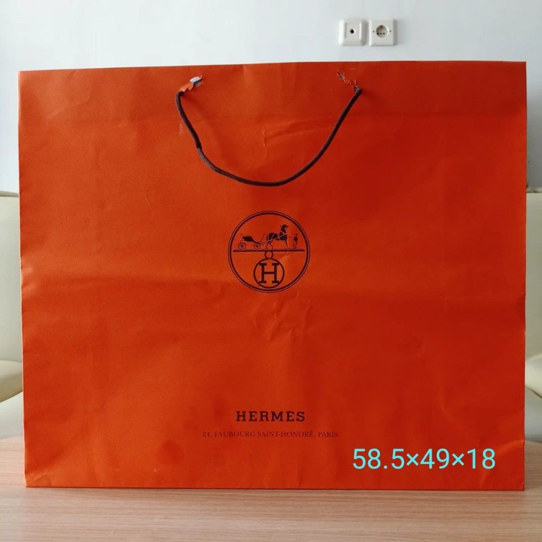 Paperbag Hermes xl original / paper bag hermes asli, Serba Serbi, Others di Carousell