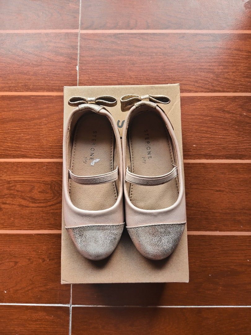 Payless Step One shoe's on Carousell