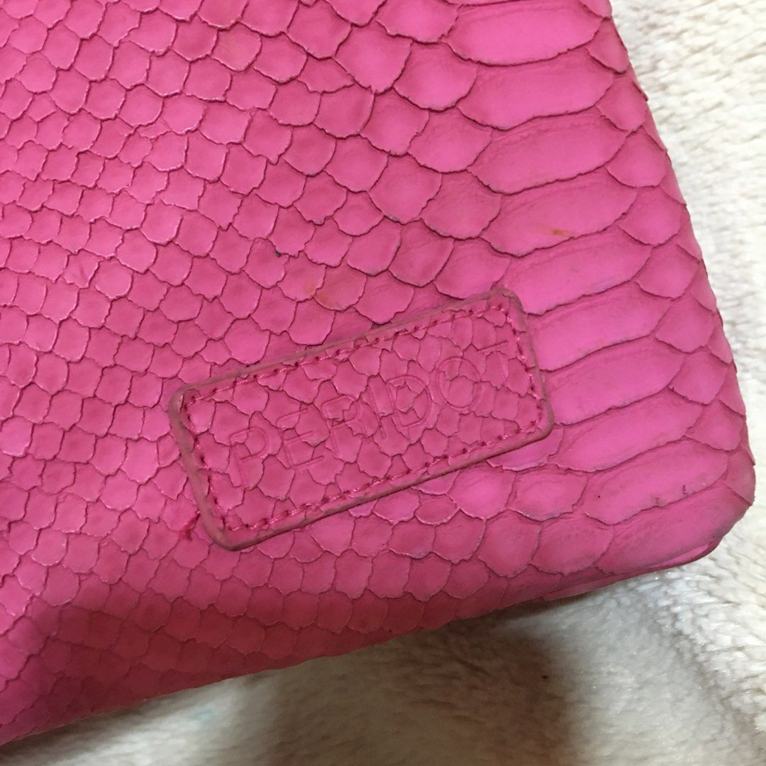 Peridot in Barbie Pink, Women's Fashion, Bags & Wallets, Purses ...