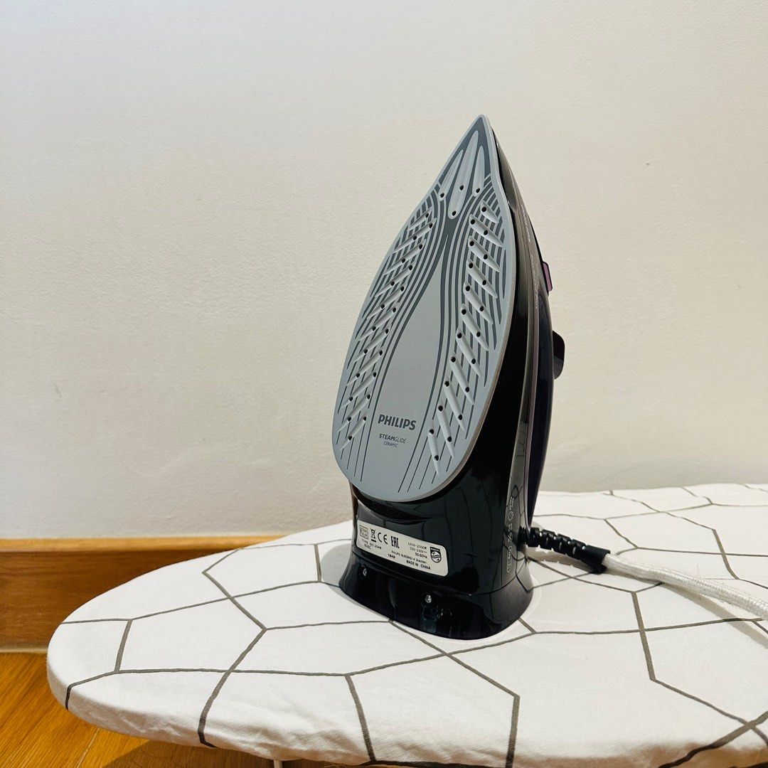 2x Philips Steam Iron 2300W Bundle with Ironing board Tefal, TV & Home ...