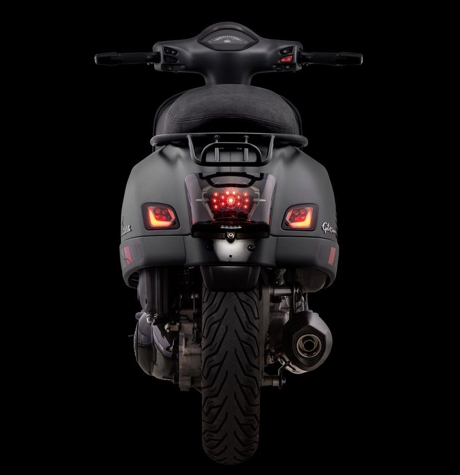 Piaggio Vespa Gts Gt Gtv rack, Motorcycles, Motorcycle Accessories on ...