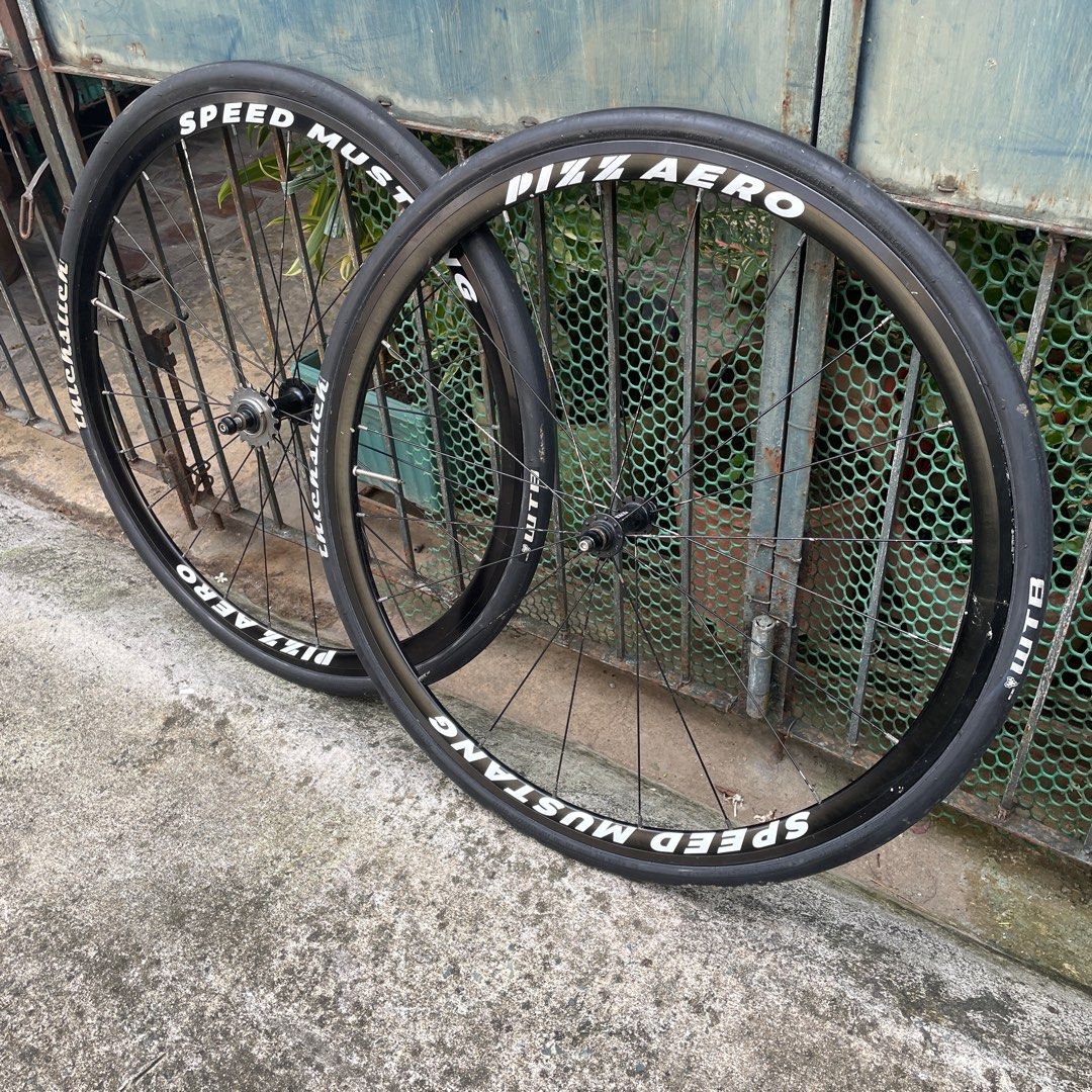 PIZZ AERO SPEED MUSTANG WHEEL SET FIXED GEAR on Carousell